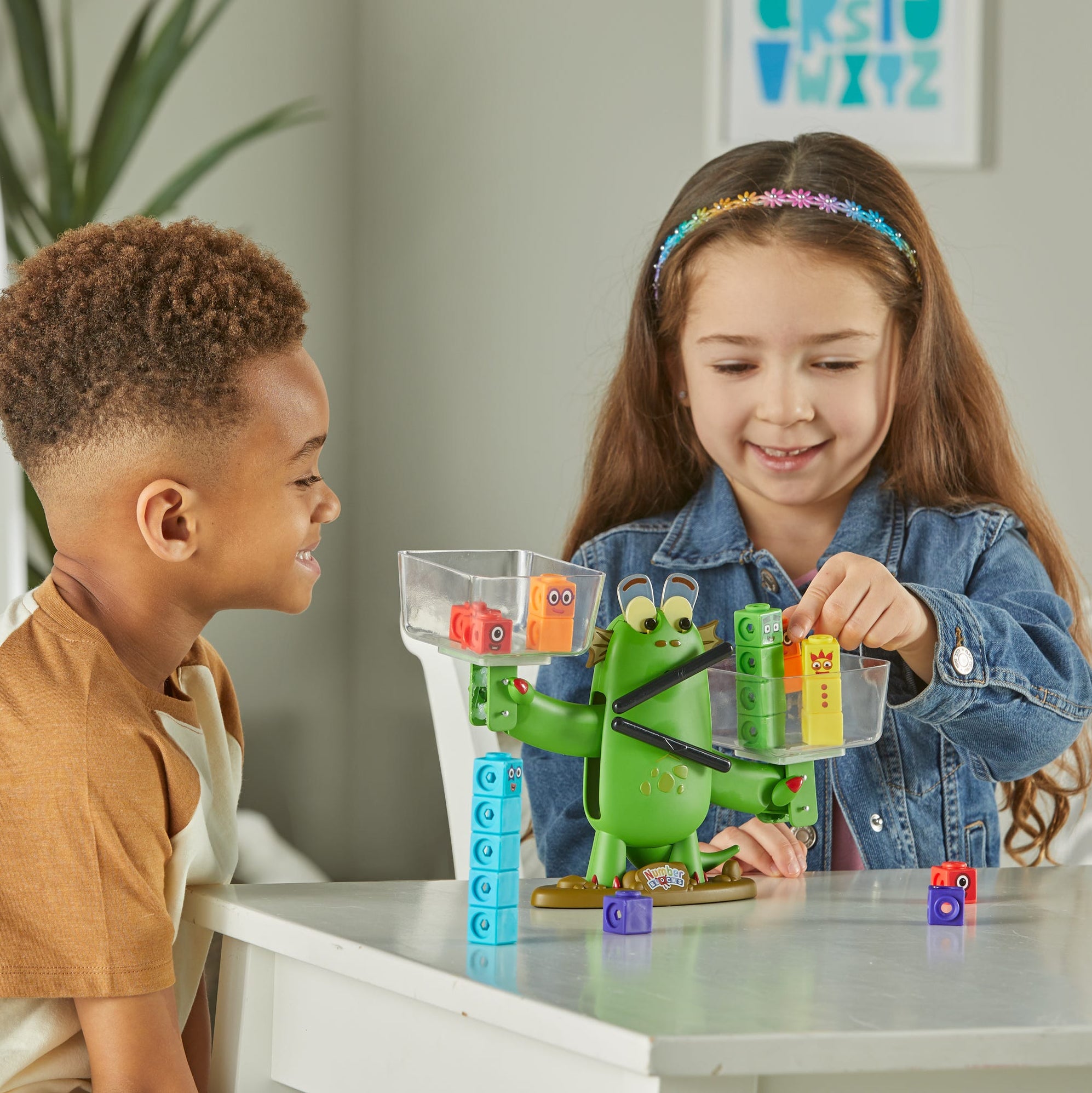Hand 2 Mind Numberblocks® Blockzee™ Balance Activity Set — Bright Bean Toys